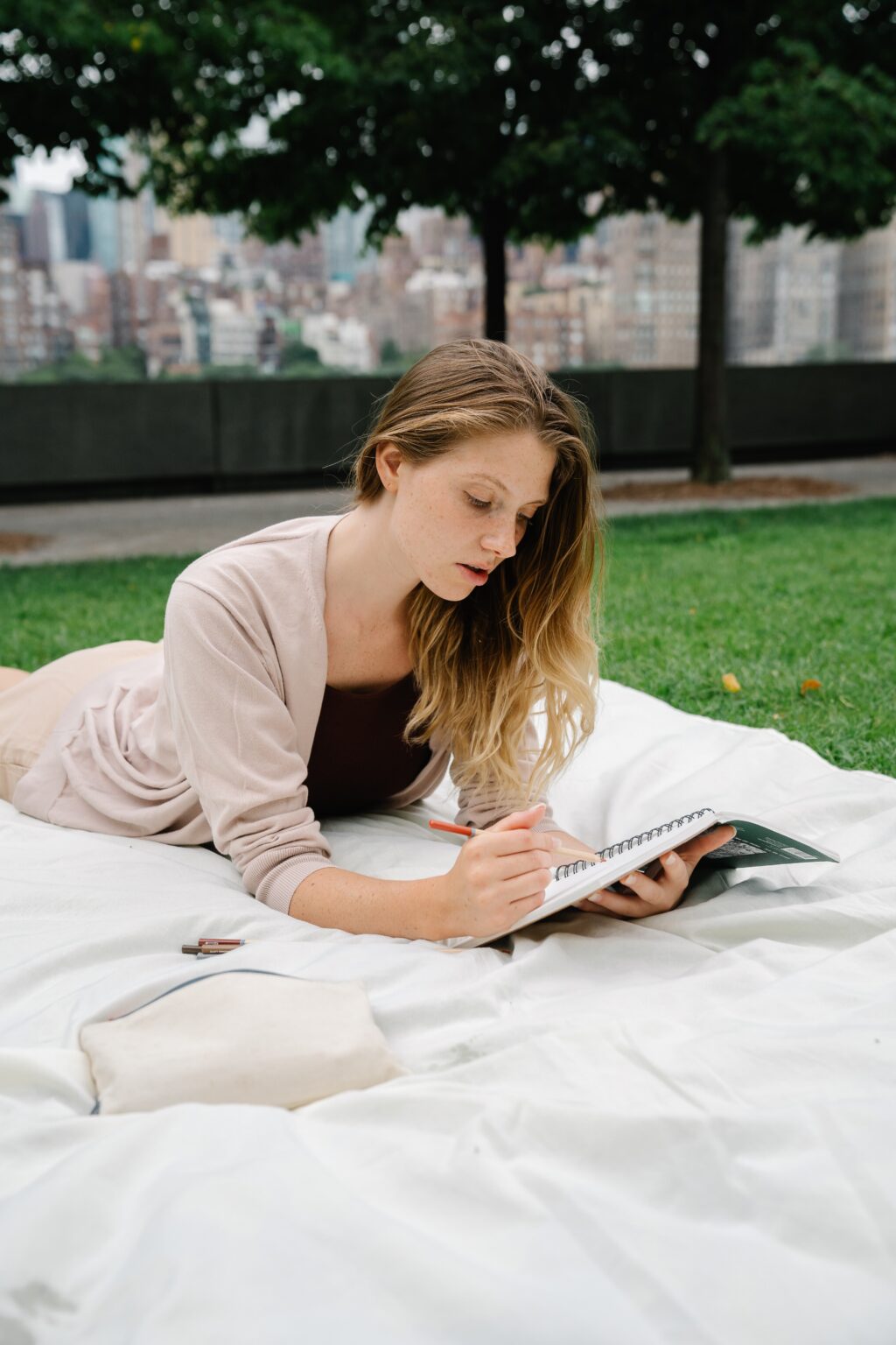 50 helpful and fun Things to learn when bored at home